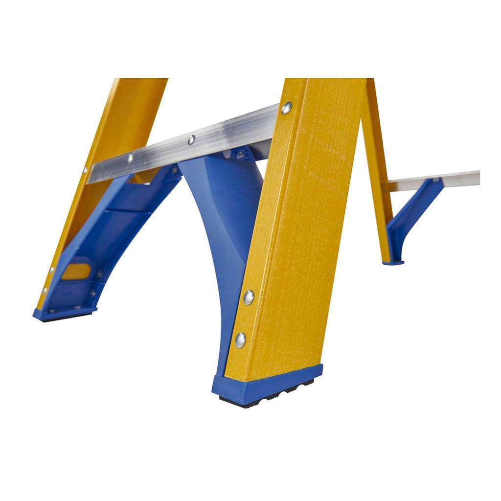 Werner Fibreglass Platform Step Ladders - (8 Sizes) - Tufferman